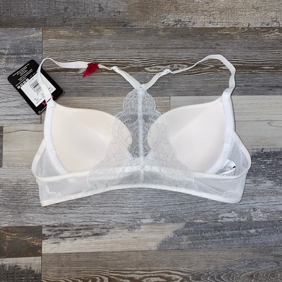 Maidenform | Intimates & Sleepwear | Maidenform Love The Lift Lace Bra ...